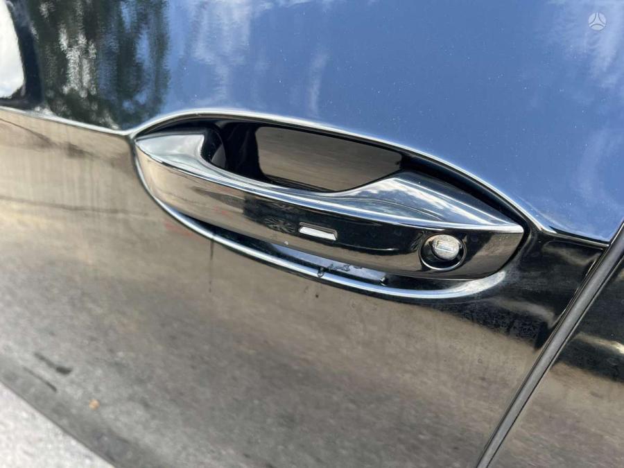 Melns Volkswagen Golf 2025 Kauņa, ar dzinēja tilpumu 1.50 L un nobraukumu 30 tūkst. km par 14800 €, foto 38 vietnē AUTOMOTO.COM.LV