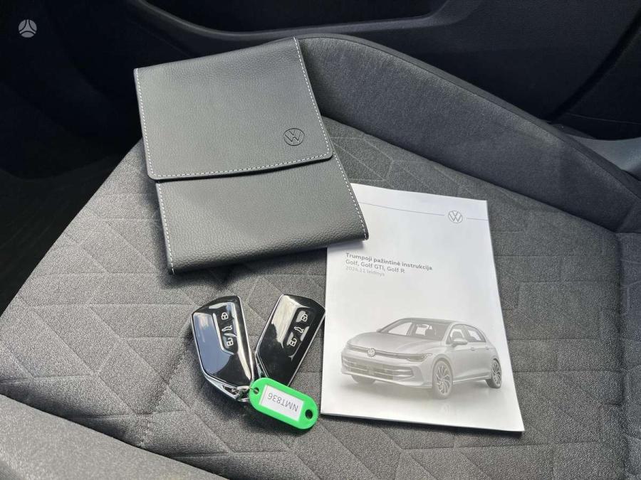 Melns Volkswagen Golf 2025 Kauņa, ar dzinēja tilpumu 1.50 L un nobraukumu 30 tūkst. km par 14800 €, foto 41 vietnē AUTOMOTO.COM.LV