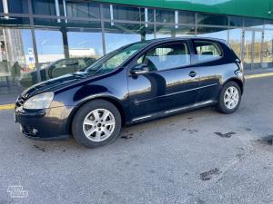 Black Volkswagen Golf 2004 in Vilnius, with an engine capacity of 1.90 L and mileage of 320 thousand km for 2400 €, photo 6 on AUTOMOTO.COM.LV