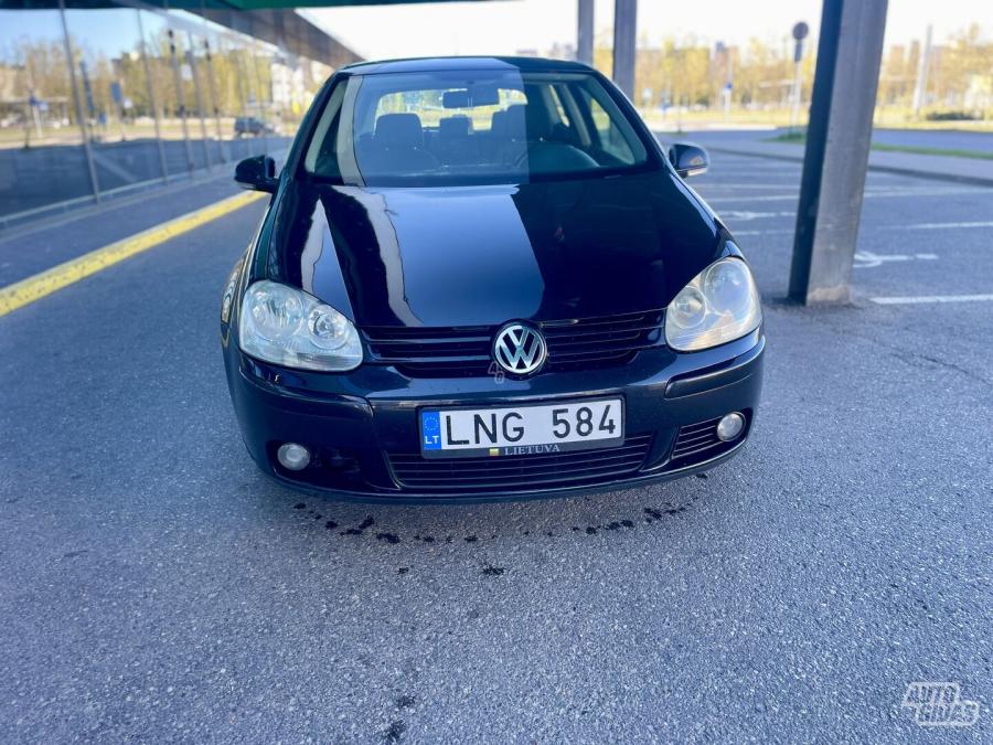 Black Volkswagen Golf 2004 in Vilnius, with an engine capacity of 1.90 L and mileage of 320 thousand km for 2400 €, photo 10 on AUTOMOTO.COM.LV