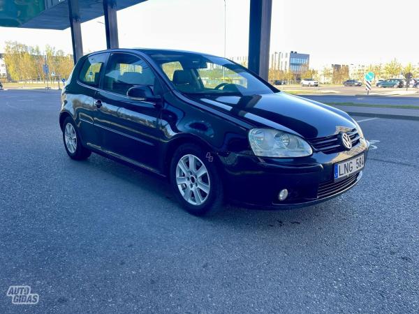 Black Volkswagen Golf 2004 in Vilnius, with an engine capacity of 1.90 L and mileage of 320 thousand km for 2150 €, photo 2 on AUTOMOTO.COM.LV