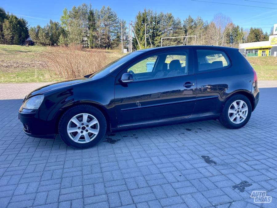 Black Volkswagen Golf 2004 in Vilnius, with an engine capacity of 1.90 L and mileage of 320 thousand km for 1500 €, photo 9 on AUTOMOTO.COM.LV