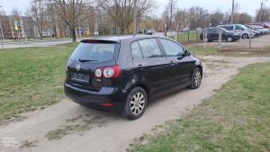 Black Volkswagen Golf 2006 in Vilnius, with an engine capacity of 1.90 L and mileage of 322 thousand km for 2850 €, photo 9 on AUTOMOTO.COM.LV