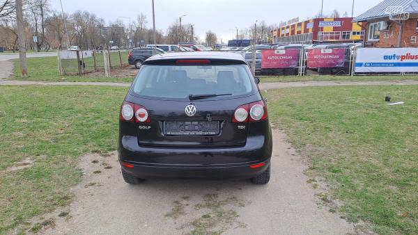 Black Volkswagen Golf 2006 in Vilnius, with an engine capacity of 1.90 L and mileage of 322 thousand km for 2850 €, photo 9 on AUTOMOTO.COM.LV