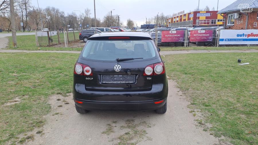 Black Volkswagen Golf 2006 in Vilnius, with an engine capacity of 1.90 L and mileage of 322 thousand km for 2850 €, photo 10 on AUTOMOTO.COM.LV