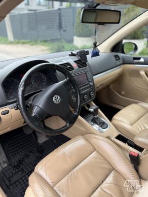 Melns Volkswagen Golf 2006 Kauņa, ar dzinēja tilpumu 2.00 L un nobraukumu 384 tūkst. km par 2350 €, foto 14 vietnē AUTOMOTO.COM.LV