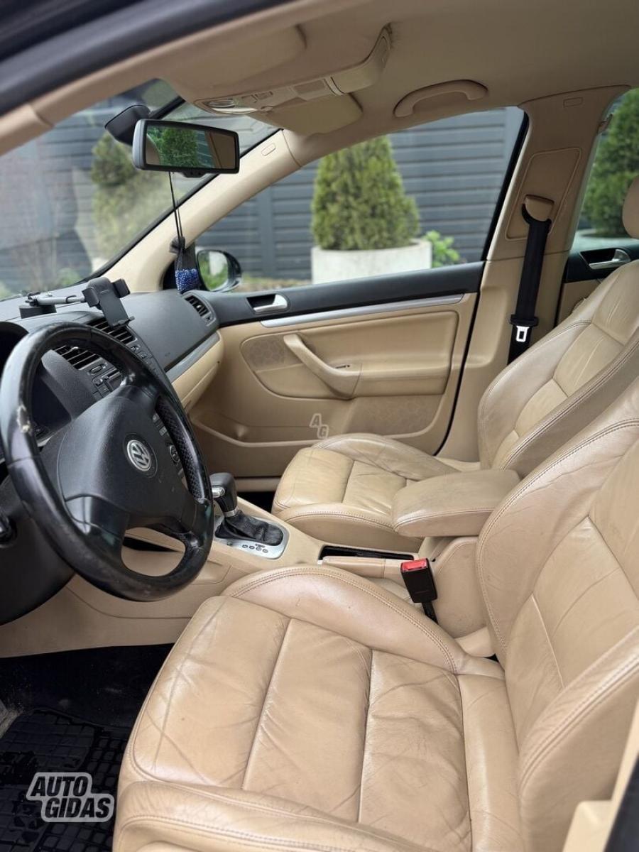 Melns Volkswagen Golf 2006 Kauņa, ar dzinēja tilpumu 2.00 L un nobraukumu 384 tūkst. km par 2320 €, foto 21 vietnē AUTOMOTO.COM.LV