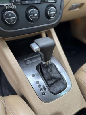Melns Volkswagen Golf 2006 Kauņa, ar dzinēja tilpumu 2.00 L un nobraukumu 384 tūkst. km par 2320 €, foto 25 vietnē AUTOMOTO.COM.LV