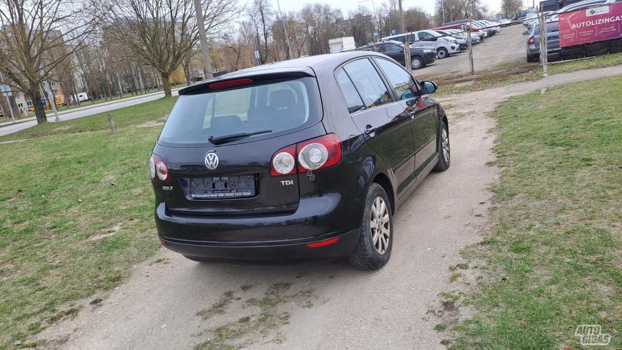 Melns Volkswagen Golf 2006 Viļņa, ar dzinēja tilpumu 1.90 L un nobraukumu 322 tūkst. km par 2658 €, foto 5 vietnē AUTOMOTO.COM.LV