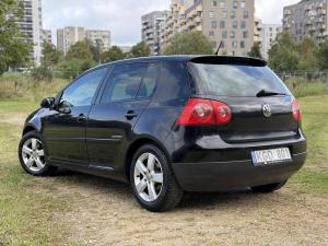 Melns Volkswagen Golf 2008 Viļņa, ar dzinēja tilpumu 1.90 L un nobraukumu 269 tūkst. km par 1850 €, foto 3 vietnē AUTOMOTO.COM.LV