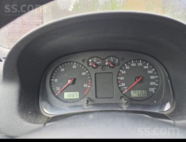 Black Volkswagen Golf 2001 in Valka, with an engine capacity of 1.90 L and mileage of 365 thousand km for 1250 €, photo 6 on AUTOMOTO.COM.LV