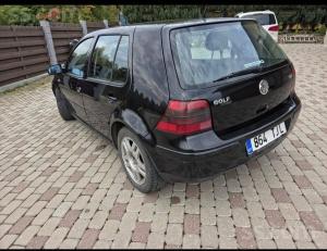 Melns Volkswagen Golf 2001 Valka, ar dzinēja tilpumu 1.90 L un nobraukumu 365 tūkst. km par 1250 €, foto 9 vietnē AUTOMOTO.COM.LV