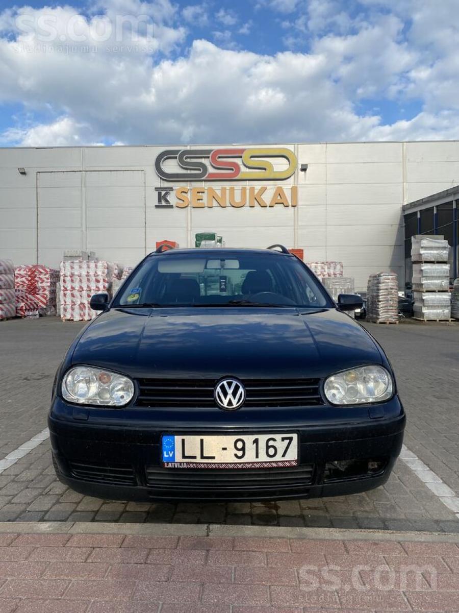 Black Volkswagen Golf 2002 in Rezekne, with an engine capacity of 1.90 L and mileage of 331 thousand km for 1100 €, photo 1 on AUTOMOTO.COM.LV