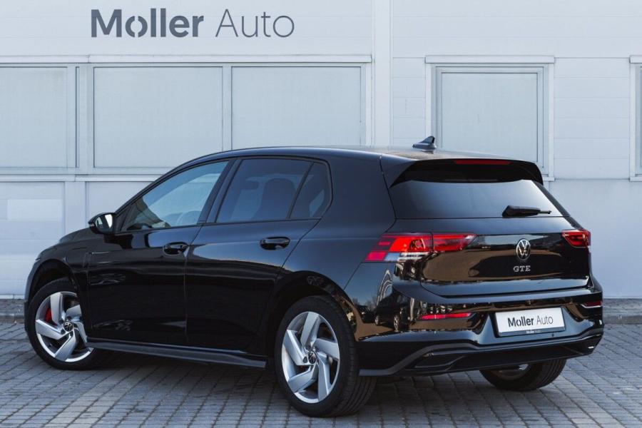 Melns Volkswagen Golf 2021 Ventspils, ar dzinēja tilpumu 1.40 L un nobraukumu 100 tūkst. km par 20000 €, foto 4 vietnē AUTOMOTO.COM.LV