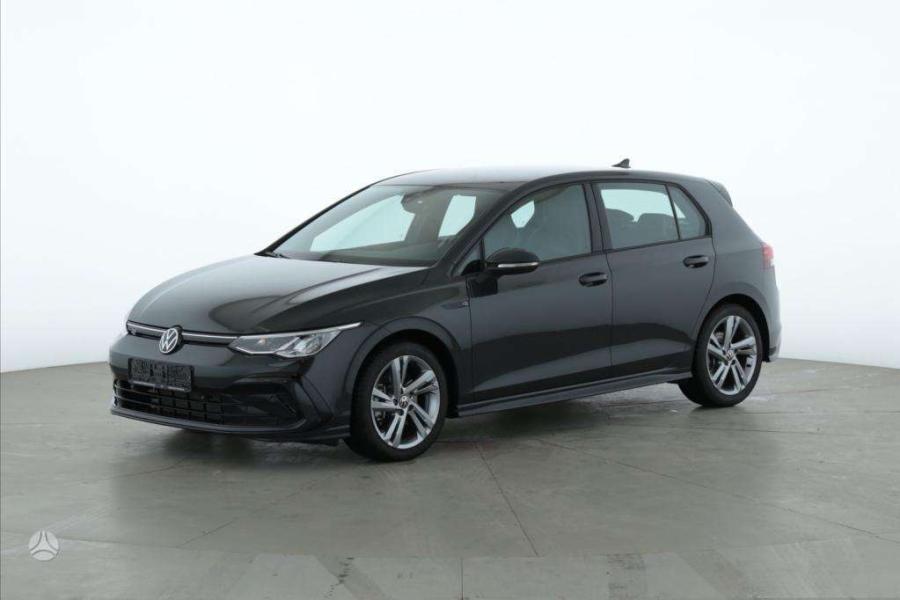 Melns Volkswagen Golf 2024 Viļņa, ar dzinēja tilpumu 1.98 L un nobraukumu 11 tūkst. km par 24990 €, foto 1 vietnē AUTOMOTO.COM.LV