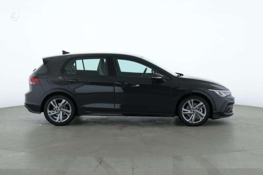 Melns Volkswagen Golf 2024 Viļņa, ar dzinēja tilpumu 1.98 L un nobraukumu 11 tūkst. km par 24990 €, foto 7 vietnē AUTOMOTO.COM.LV