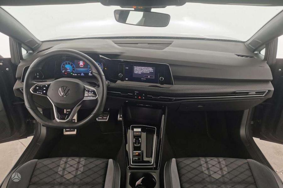 Melns Volkswagen Golf 2024 Viļņa, ar dzinēja tilpumu 1.98 L un nobraukumu 11 tūkst. km par 24990 €, foto 10 vietnē AUTOMOTO.COM.LV