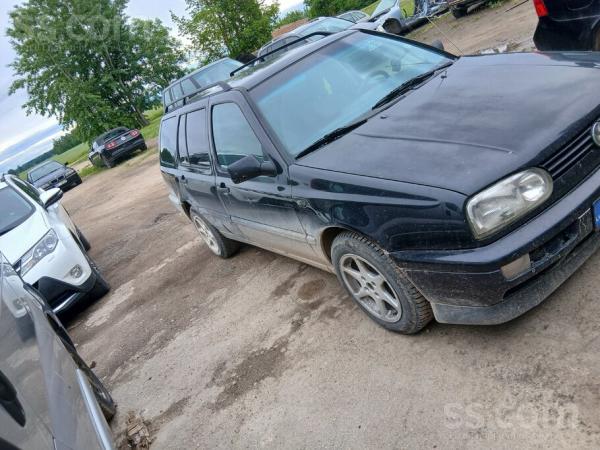 Black Volkswagen Golf 1996 in Bauska, with an engine capacity of 1.90 L and mileage of 450 thousand km for 450 €, photo 1 on AUTOMOTO.COM.LV