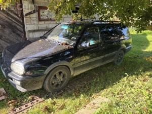 Black Volkswagen Golf 1997 in Jekabpils, with an engine capacity of 1.90 L and mileage of 220 thousand km for 325 €, photo 3 on AUTOMOTO.COM.LV