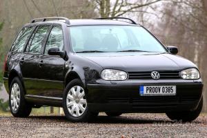 Black Volkswagen Golf 2000 in Viljandi, with an engine capacity of 1.90 L and mileage of 294 thousand km for 3490 €, photo  on AUTOMOTO.COM.LV
