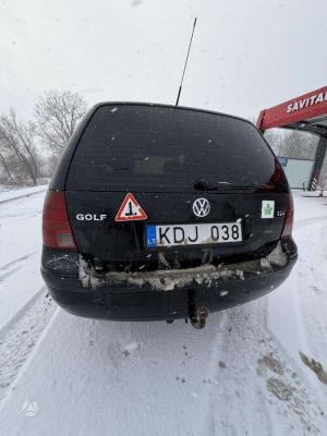 Black Volkswagen Golf 2000 in Siauliai, with an engine capacity of 1.90 L and mileage of 444 thousand km for 800 €, photo 4 on AUTOMOTO.COM.LV