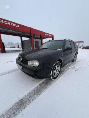 Black Volkswagen Golf 2000 in Siauliai, with an engine capacity of 1.90 L and mileage of 444 thousand km for 800 €, photo 5 on AUTOMOTO.COM.LV