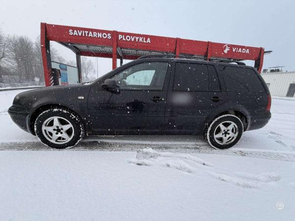Black Volkswagen Golf 2000 in Siauliai, with an engine capacity of 1.90 L and mileage of 444 thousand km for 800 €, photo 6 on AUTOMOTO.COM.LV