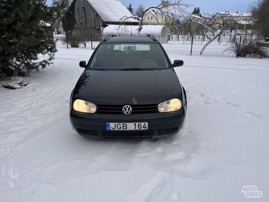 Black Volkswagen Golf 2000 in Siauliai, with an engine capacity of 1.90 L and mileage of 294 thousand km for 950 €, photo 2 on AUTOMOTO.COM.LV