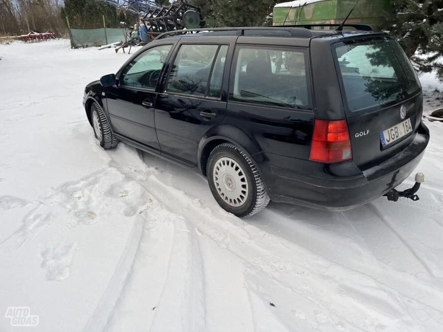 Black Volkswagen Golf 2000 in Siauliai, with an engine capacity of 1.90 L and mileage of 294 thousand km for 950 €, photo 6 on AUTOMOTO.COM.LV
