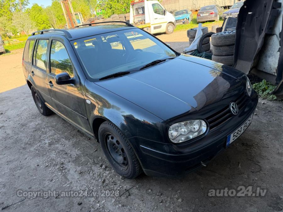 Black Volkswagen Golf 2000 in Viljandi, with an engine capacity of 1.60 L and mileage of 176 thousand km for 400 €, photo 1 on AUTOMOTO.COM.LV