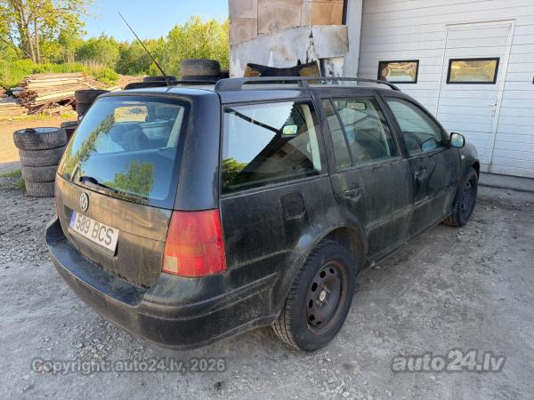 Melns Volkswagen Golf 2000 Viljandi, ar dzinēja tilpumu 1.60 L un nobraukumu 176 tūkst. km par 400 €, foto 4 vietnē AUTOMOTO.COM.LV