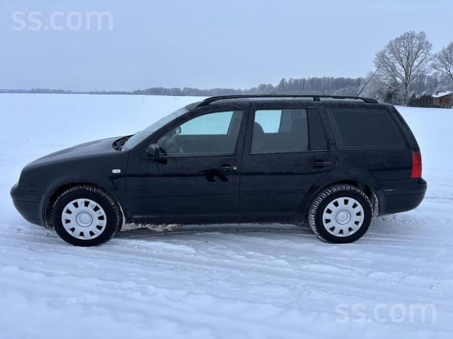 Black Volkswagen Golf 2001 in Bauska, with an engine capacity of 1.90 L and mileage of 316 thousand km for 1650 €, photo 5 on AUTOMOTO.COM.LV