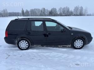 Black Volkswagen Golf 2001 in Bauska, with an engine capacity of 1.90 L and mileage of 316 thousand km for 1650 €, photo 6 on AUTOMOTO.COM.LV