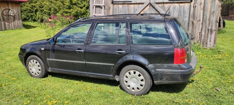 Melns Volkswagen Golf 2001 Viļņa, ar dzinēja tilpumu 1.90 L un nobraukumu 426 tūkst. km par 750 €, foto 4 vietnē AUTOMOTO.COM.LV