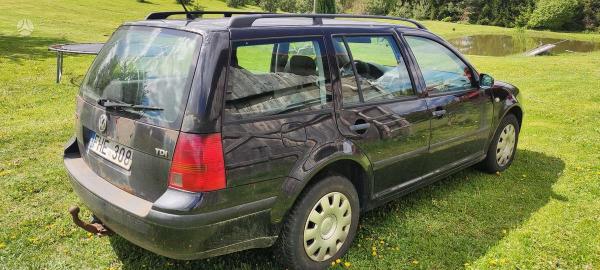 Black Volkswagen Golf 2001 in Vilnius, with an engine capacity of 1.90 L and mileage of 426 thousand km for 750 €, photo 4 on AUTOMOTO.COM.LV