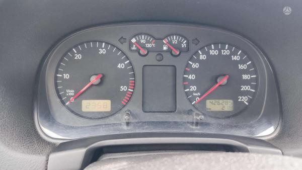 Black Volkswagen Golf 2001 in Vilnius, with an engine capacity of 1.90 L and mileage of 426 thousand km for 750 €, photo 5 on AUTOMOTO.COM.LV