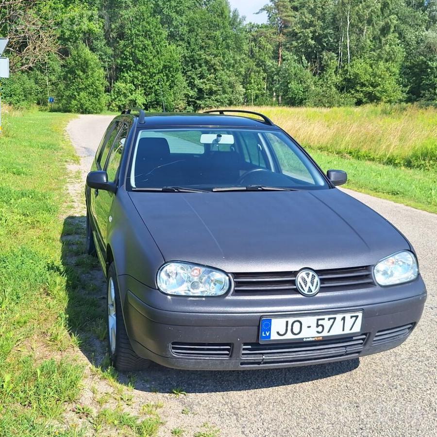 Melns Volkswagen Golf 2001 Rīga, ar dzinēja tilpumu 1.90 L un nobraukumu 35 tūkst. km par 650 €, foto 4 vietnē AUTOMOTO.COM.LV
