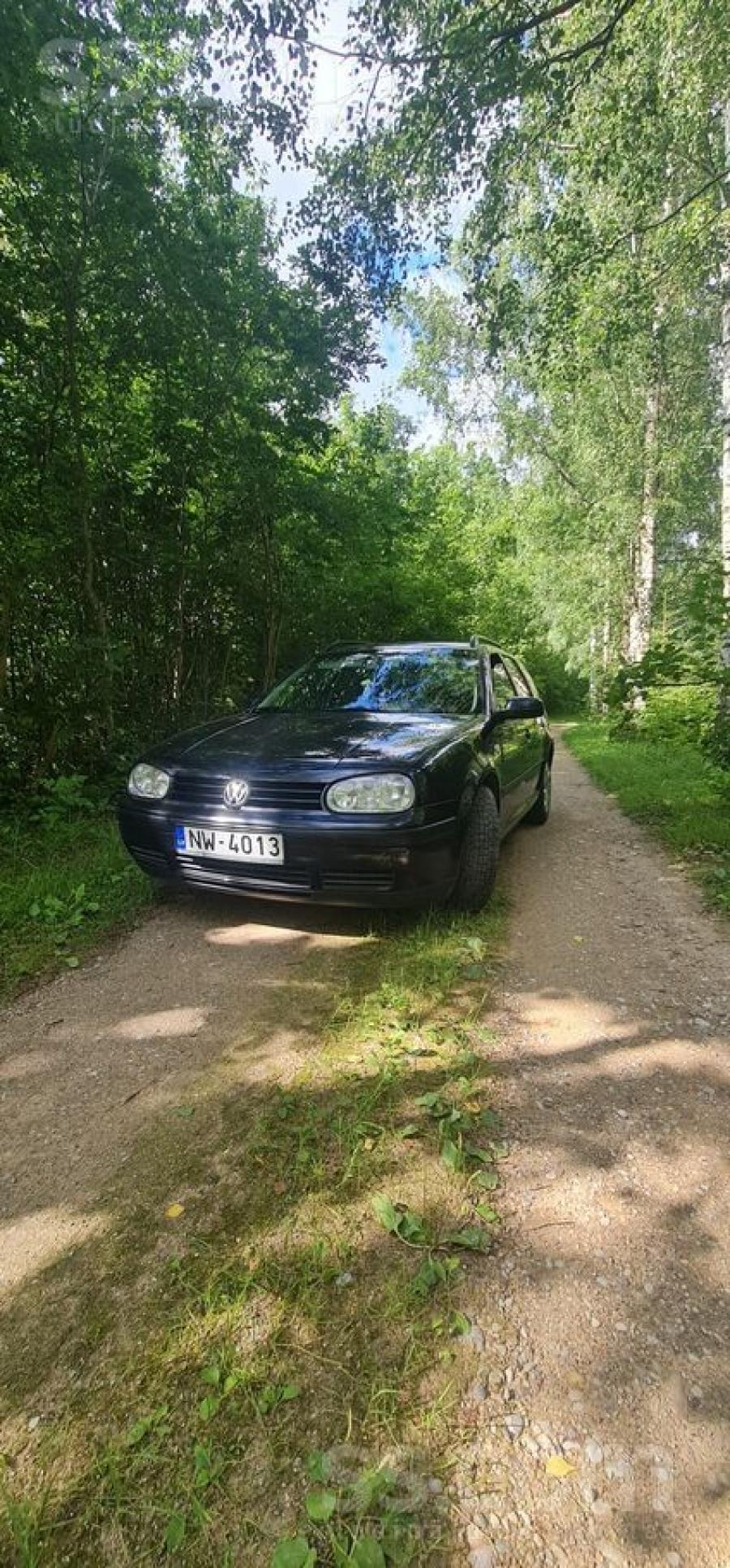 Черный Фольксваген Гольф 2001 в Елгава, объемом двигателя 1.90 л и пробегом 394 тыс. км за 1390 €, фото 1 на AUTOMOTO.COM.LV