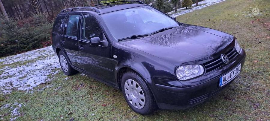 Black Volkswagen Golf 2002 in Raseiniai, with an engine capacity of 1.90 L and mileage of 315 thousand km for 1100 €, photo 2 on AUTOMOTO.COM.LV
