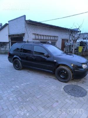 Black Volkswagen Golf 2002 in Bauska, with an engine capacity of 1.90 L and mileage of 372 thousand km for 1100 €, photo 6 on AUTOMOTO.COM.LV