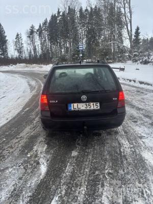 Black Volkswagen Golf 2002 in Aluksne, with an engine capacity of 1.90 L and mileage of 322 thousand km for 1650 €, photo 5 on AUTOMOTO.COM.LV