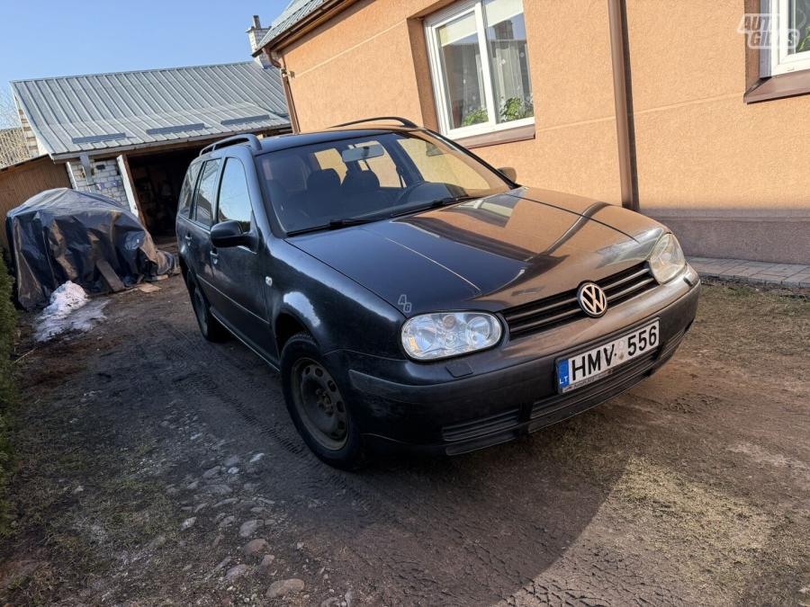 Melns Volkswagen Golf 2002 Varėna, ar dzinēja tilpumu 1.90 L un nobraukumu 426 tūkst. km par 800 €, foto 2 vietnē AUTOMOTO.COM.LV