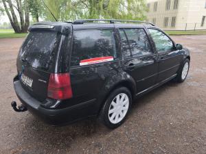 Black Volkswagen Golf 2002 in Raseiniai, with an engine capacity of 1.90 L and mileage of 247 thousand km for 1950 €, photo 6 on AUTOMOTO.COM.LV