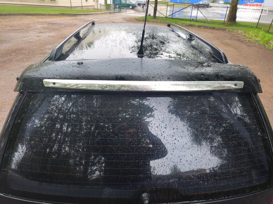 Black Volkswagen Golf 2002 in Raseiniai, with an engine capacity of 1.90 L and mileage of 247 thousand km for 1950 €, photo 8 on AUTOMOTO.COM.LV