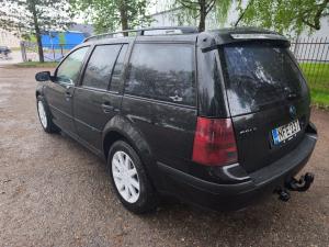 Black Volkswagen Golf 2002 in Raseiniai, with an engine capacity of 1.90 L and mileage of 247 thousand km for 1950 €, photo 9 on AUTOMOTO.COM.LV