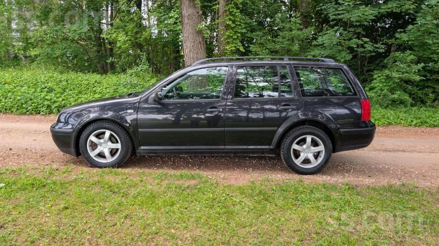 Melns Volkswagen Golf 2002 Ogre, ar dzinēja tilpumu 1.90 L un nobraukumu 280 tūkst. km par 850 €, foto 6 vietnē AUTOMOTO.COM.LV