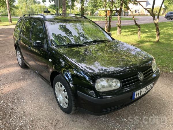 Черный Фольксваген Гольф 2002 в Елгава, объемом двигателя 1.90 л и пробегом 332 тыс. км за 1390 €, фото 1 на AUTOMOTO.COM.LV