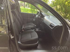 Melns Volkswagen Golf 2002 Jelgava, ar dzinēja tilpumu 1.90 L un nobraukumu 332 tūkst. km par 1390 €, foto 15 vietnē AUTOMOTO.COM.LV