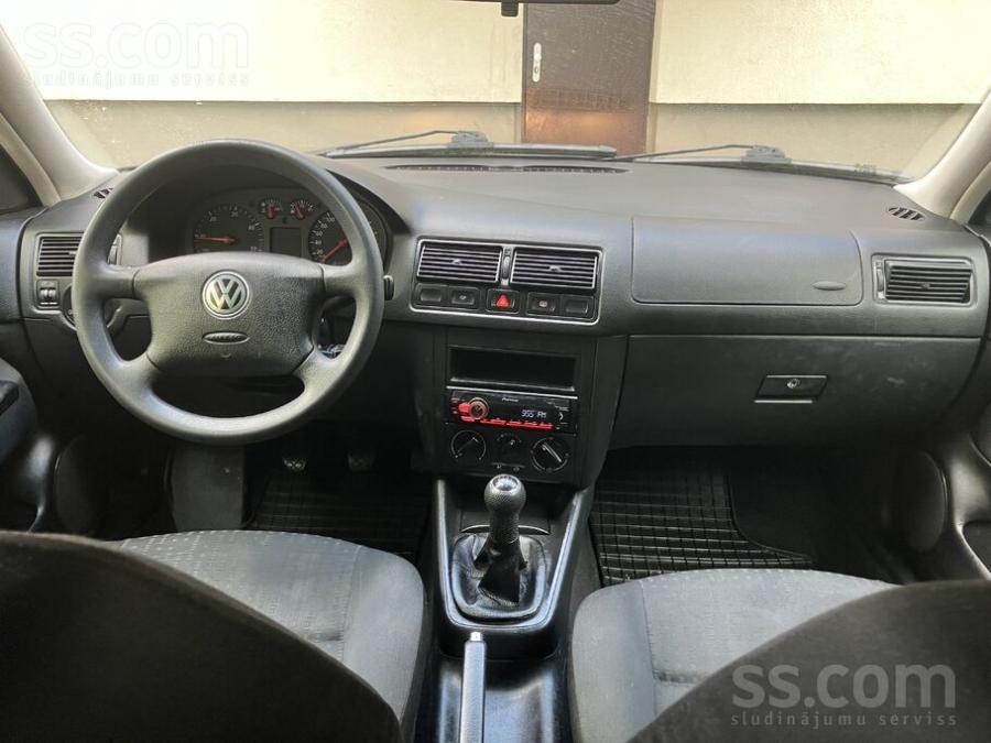 Melns Volkswagen Golf 2002 Jelgava, ar dzinēja tilpumu 1.90 L un nobraukumu 332 tūkst. km par 1390 €, foto 18 vietnē AUTOMOTO.COM.LV