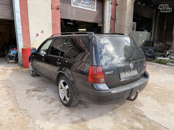 Melns Volkswagen Golf 2002 Varėna, ar dzinēja tilpumu 1.90 L un nobraukumu 330 tūkst. km par 500 €, foto 3 vietnē AUTOMOTO.COM.LV
